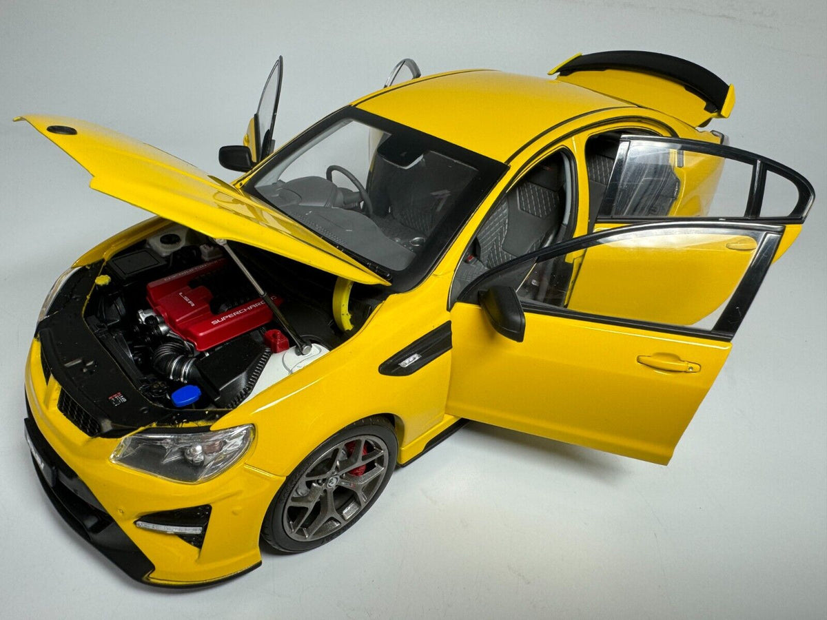 1:18 Holden HSV GTSR Commodore - Yellow – Exclusive Collectables